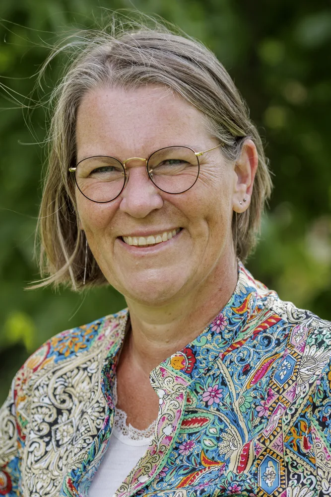 Esther Velner – Eligant Lyceum